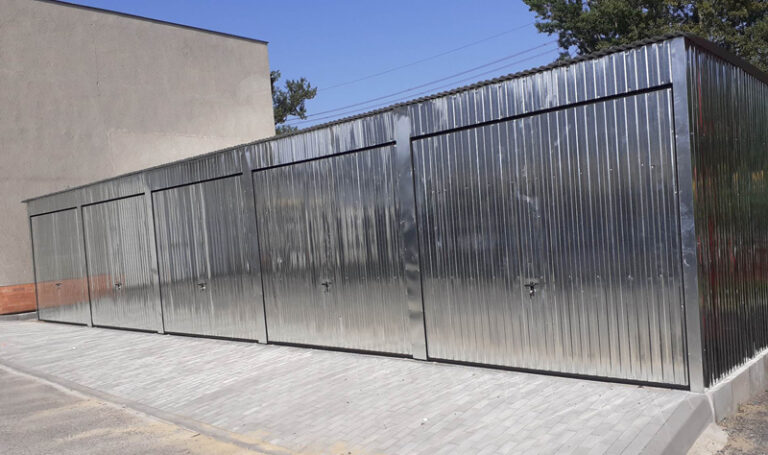Garaj metalic 15m x 6m din tablă zincată - Garajedintabla.ro